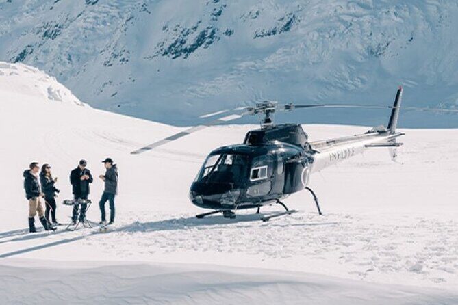 90 Minute private helicopter charter - Picnic amongst the Peaks - What the Tour Entails