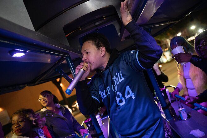 90s R&B Party Bike Tour through Downtown Houston - An In-Depth Look at the Houston 90s R&B Party Bike Tour