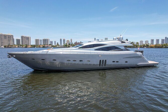 94 FT Private Yacht Party with Night Club - Introduction: A Luxurious Miami Yacht Party Worth Considering