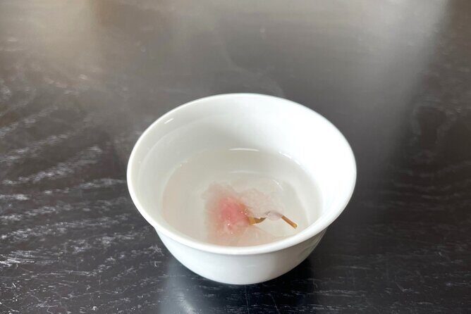 A 90 min. Tea ceremony Workshop In The Authentic Tea Room - Practical Tips for Participants