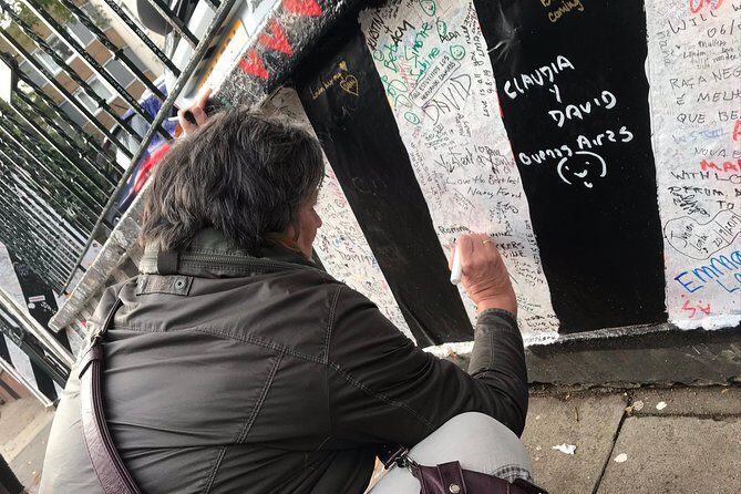 A Beatles London taxi tour and sightseeing experience - Who Should Book This Tour?