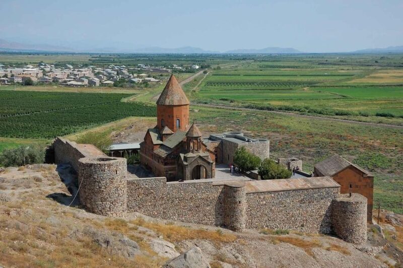 A breathtaking tour of Khor Virap with wine tasting included - Why This Experience Offers Great Value