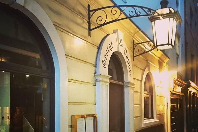 A Christmas Carol and Charles Dickens Old London Walking Tour - FAQ
