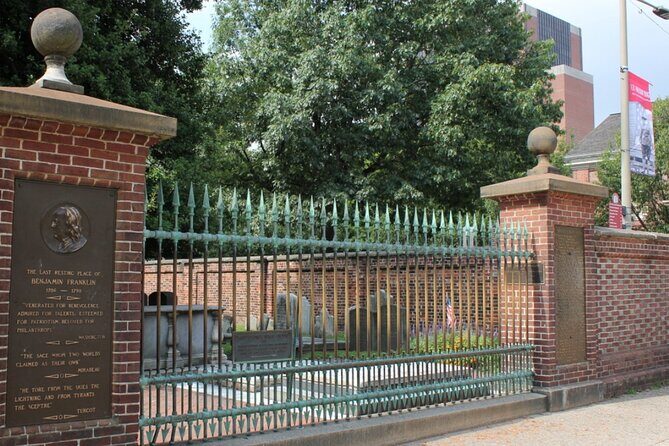 A Complete History of Money and Inflation in the United States - Who Should Consider This Tour?