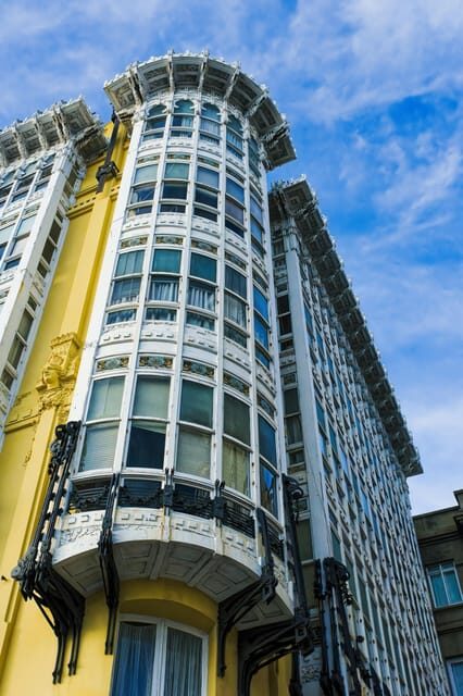 A Coruña: 4-Hour Guided City Walking Tour with Food Tasting - Is It Worth the Price?
