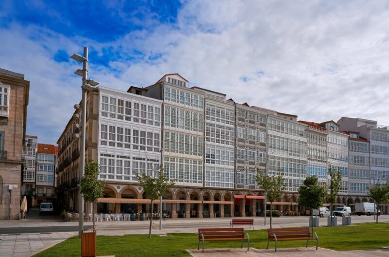 A Coruña: City Highlights Guided Walking Tour - Key Points