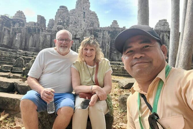 A Day Angkor Wat tour with Tour Guide - Transportation and Comfort