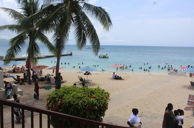 A day at the Beach at Doctor's Cave- Montego Bay with pickup - Possible Drawbacks and Considerations