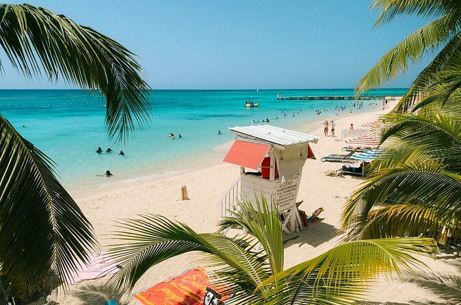 A day at the Beach at Doctor's Cave- Montego Bay with pickup - Who Should Consider This Tour?