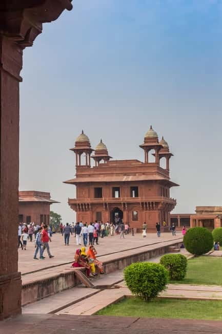A Day Tour Fatehpur Sikri & Chand Baori from Agra with Guide - The Sum Up