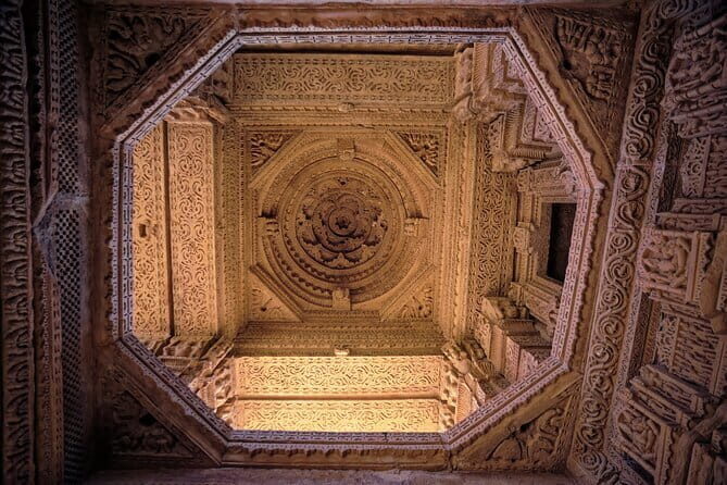 A Day Tour of Gwalior from Agra with Local Guide Service - FAQ