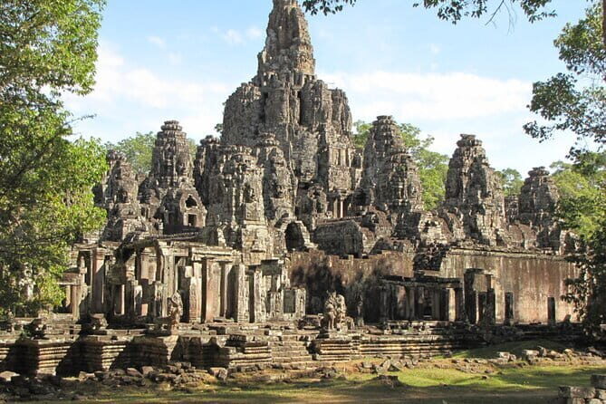 A Day Tour to Magnificent Angkor - Discovering and Appreciating Angkor