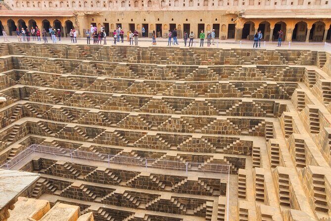 A Day Trip of Chand Baori & Fatehpur Sikri from Jaipur with Guide - Key Points