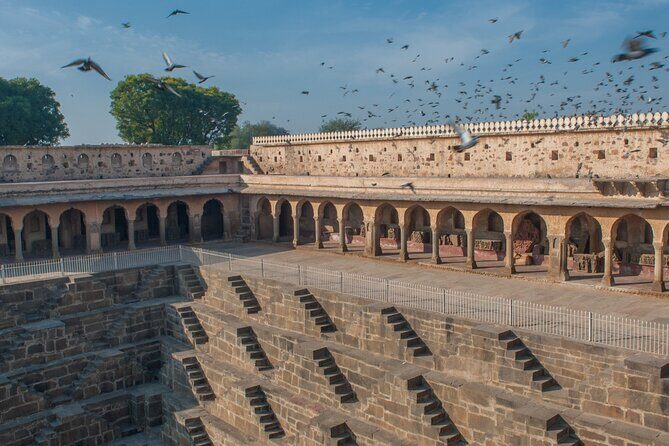 A Day Trip of Chand Baori & Fatehpur Sikri from Jaipur with Guide - Details That Matter