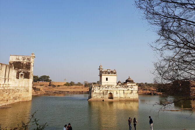 A Day Trip of Chittorgarh Fort from Udaipur with Guide Service - Who Would Love This Tour?