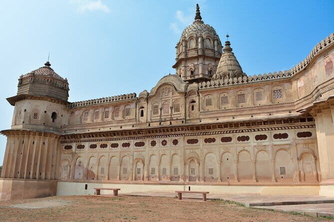 A Day Trip of Orchha from Khajuraho in Private Car with Guide - What the Tour Might Not Include
