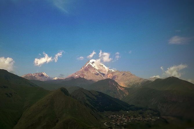 A day trip to Great Caucasian mountains - Key Points