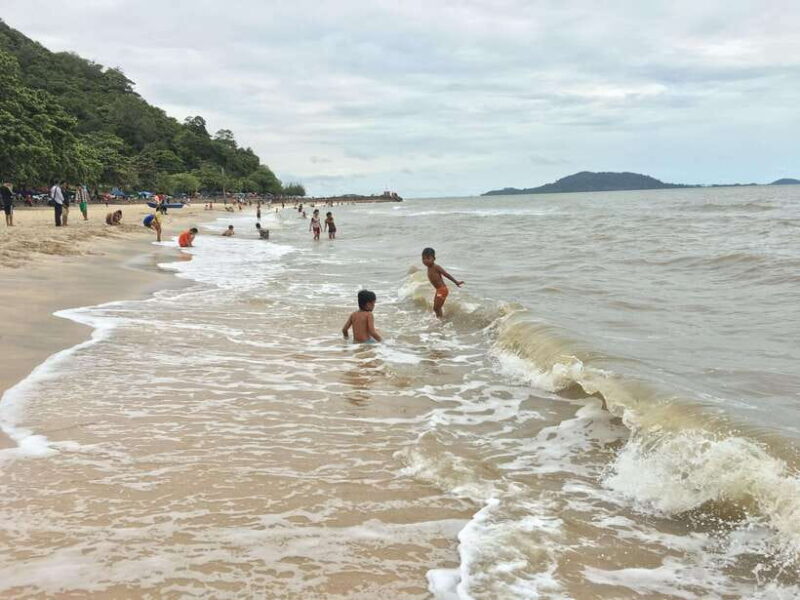 A Day Trip to Kep Beach and Kampot from Phnom Penh - Experiencing Kampot and Kep: What to Expect