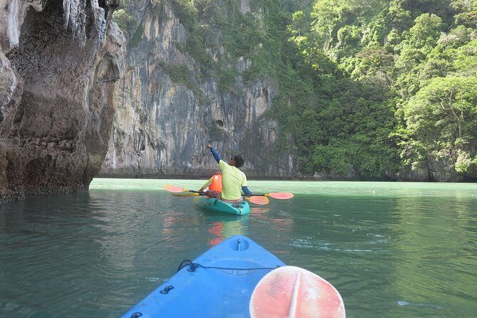 A full day exploring kayaking 3 islands (Talabeng sea cave) - A Closer Look at the Experience