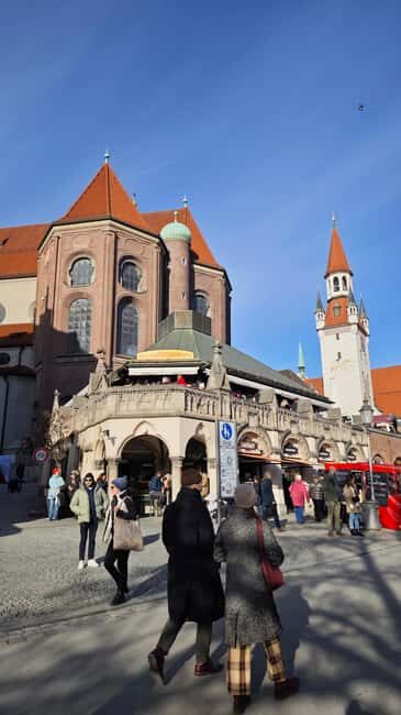 A Full-Day Walking Tour of Munich - Exploring the Viktualienmarkt: Munich’s Foodie Paradise