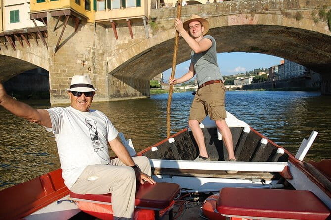 A guided floating tour of Florence with typical food and wine - Food, Wine, and Comfort on the Water