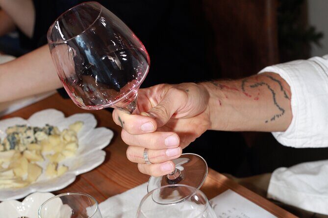 A Guided Portuguese Wines Tasting Experience in Lisbon - A Guided Portuguese Wines Tasting Experience in Lisbon