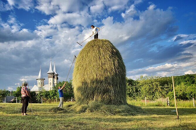 A Journey Back in Time: Countryside from Transylvania and Maramures - 15 Days - Exploring the Romanian Heartland: The Itinerary in Detail