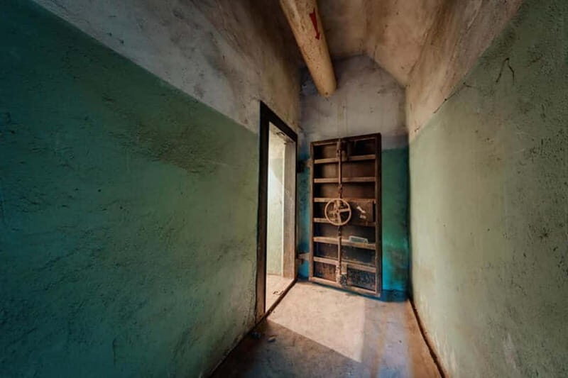 A Journey Through Abandoned Wonders - Tbilisi Urbex Tour - An In-Depth Look at the Urban Exploration Tour in Tbilisi