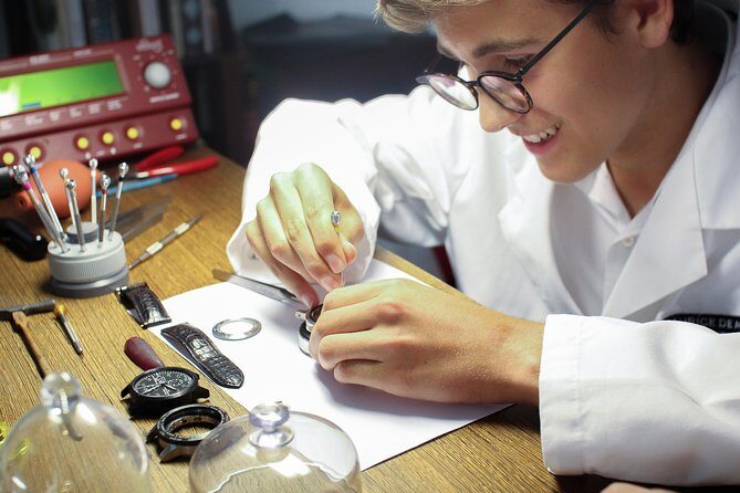 À Maurice Watch Workshop in Zurich - Frequently Asked Questions