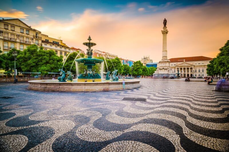 A Morning Exploration: A 1.5-Hour Private Tour of Lisbon - Key Points