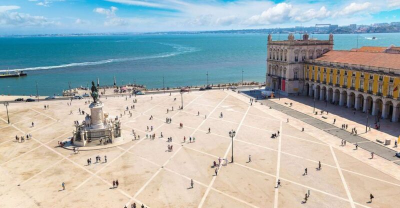 A Morning Exploration: A 1.5-Hour Private Tour of Lisbon - Pricing and Value