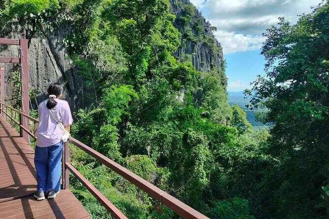 A mountain top temples Wat Chalermphrakiat Lampang - Final Thoughts