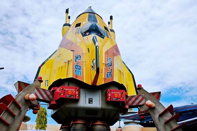 A One-Way Hotel Pick-Up Transfer to Hong Kong Disneyland - What Makes This Transfer Stand Out?