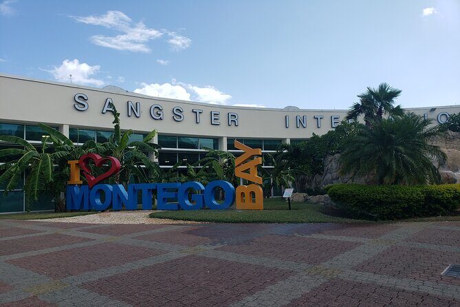 A "Private" Airport Transfer to any Resort in Ocho Rios - The Booking Experience and Pricing