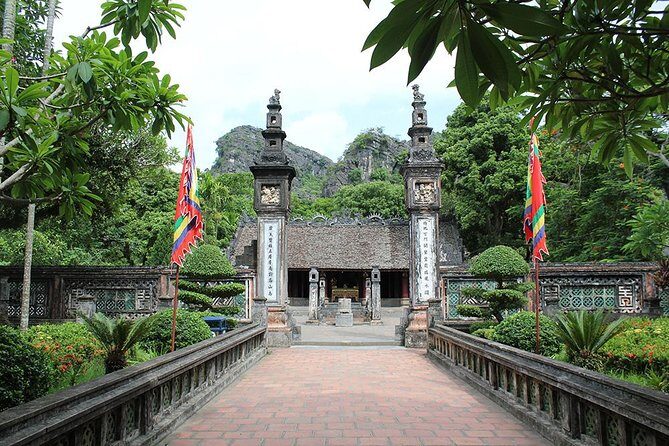 A Real Experience Hoa Lu Trang An 1 Day - Small Group Tour - FAQ