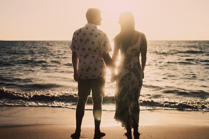 A Romantic Photoshoot for 2 in Maui - The Sum Up