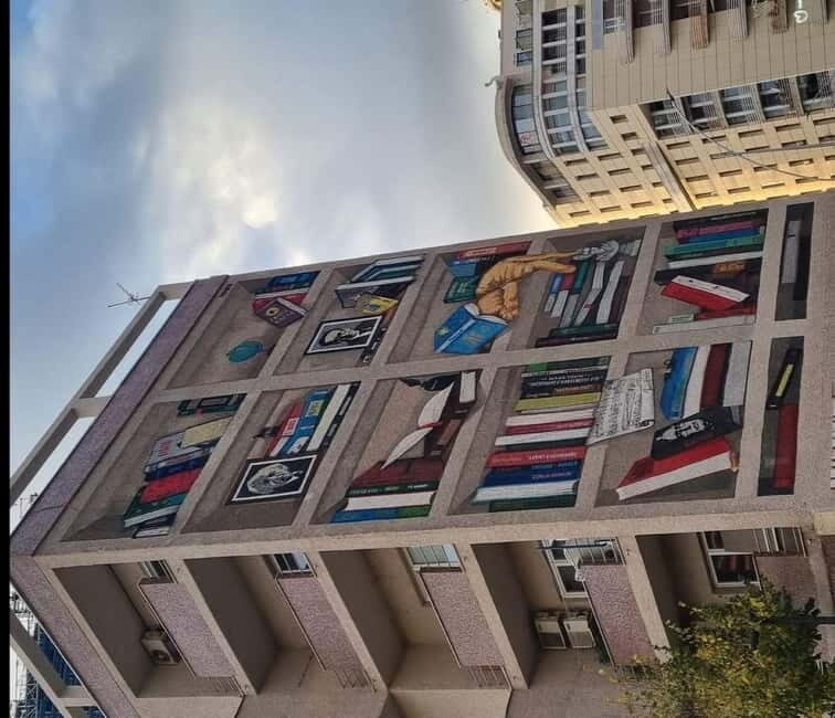 A short walking tour showing all in Tirana - Introduction