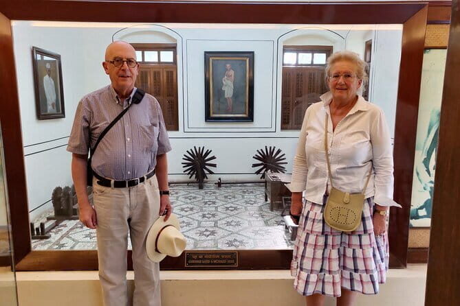 A Symphony of Seven Islands - Discover Mumbai's story in One Day - Seaside Views and Architectural Gems