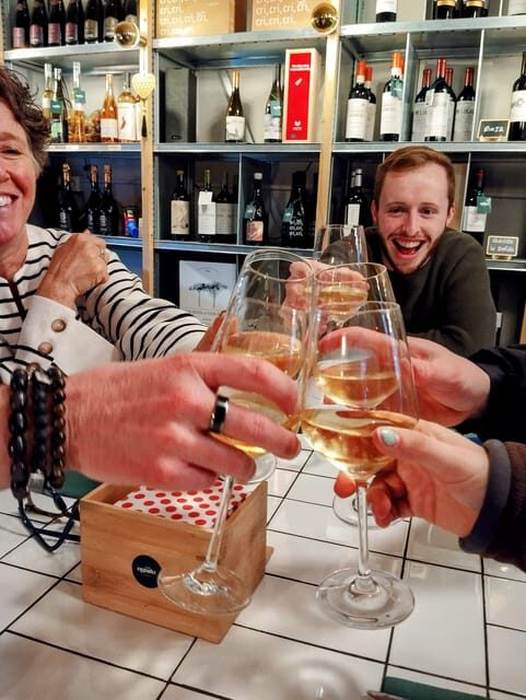 A Taste of Catalan Elegance: Barcelona Wine Tasting - Authenticity and Quality in Every Sip