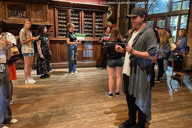 A Toast to the Ghost Haunted Pub Crawl in Downtown Orlando - Why the Price Reflects Value