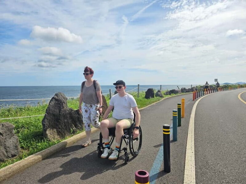 a trip to Jeju Island in a wheelchair (WHEELCHAIR TOUR) - A Look at the Transportation and Comfort