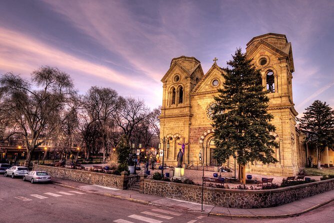 A Walking Tour of Santa Fe's Most Beautiful and Historic Sites - What You Get for Your Money