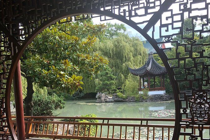 A Wok Around Chinatown: Culinary and Cultural Walking Tour Led by a Chef - Food Sampling & Culinary Highlights