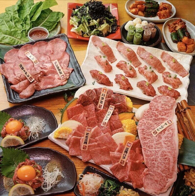 A5-Grade Japanese Black Wagyu Yakiniku Experience in Osaka - The Dining Atmosphere and Practicalities