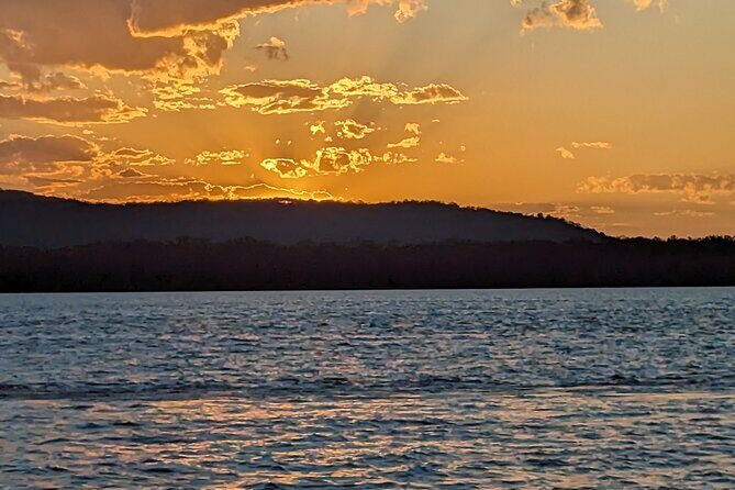 AAA Noosa National Park tour and Dolphin Safari Whalesongsnoosa - FAQ
