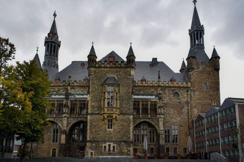 Aachen - Historic walking tour - Exploring Aachen: What You Can Expect