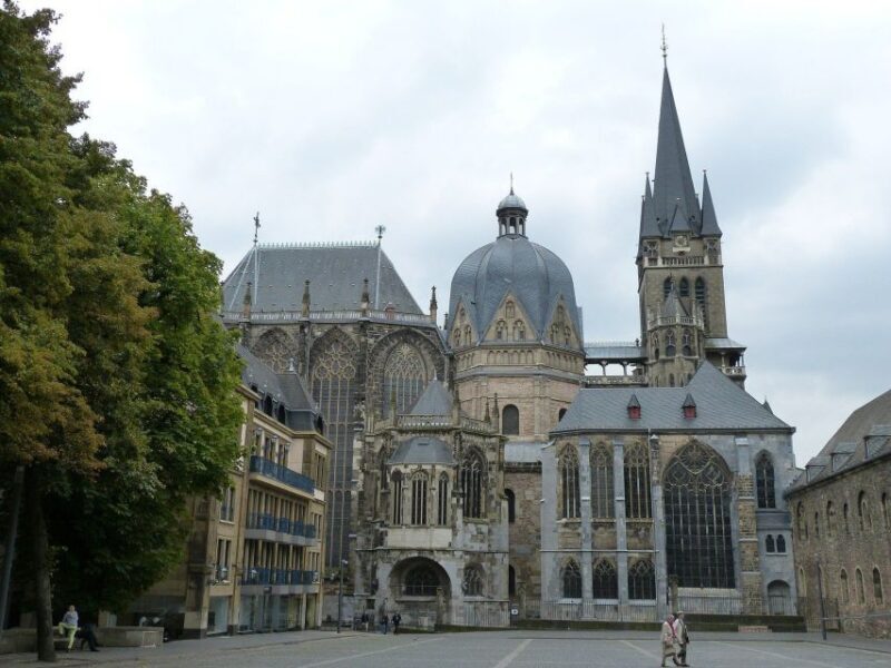 Aachen: Private Walking Tour With A Professional Guide - Aachen: Private Walking Tour With A Professional Guide