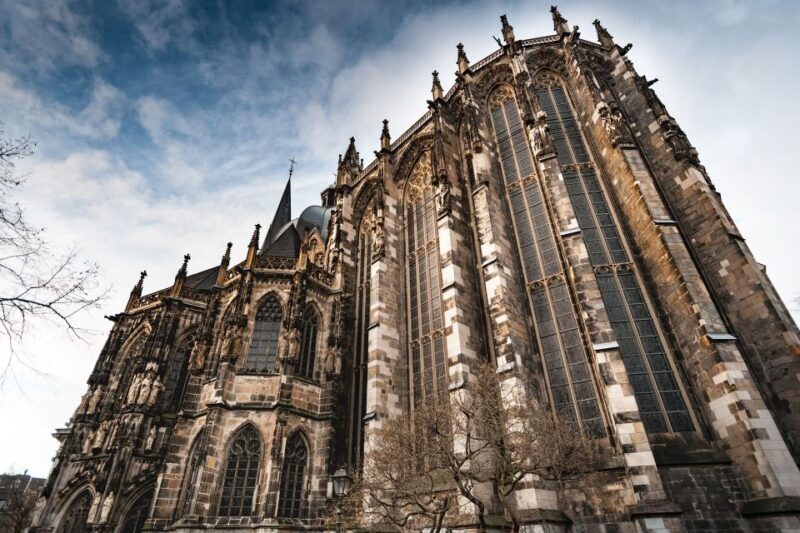 Aachen: Private Walking Tour With A Professional Guide - FAQ