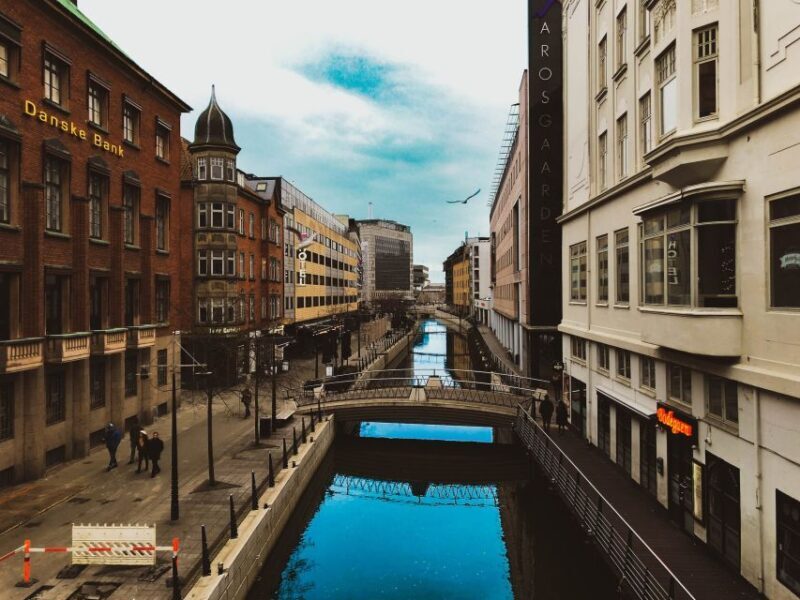 Aarhus: Express Walk with a Local in 60 minutes - Discovering Aarhus in Just an Hour: What to Expect