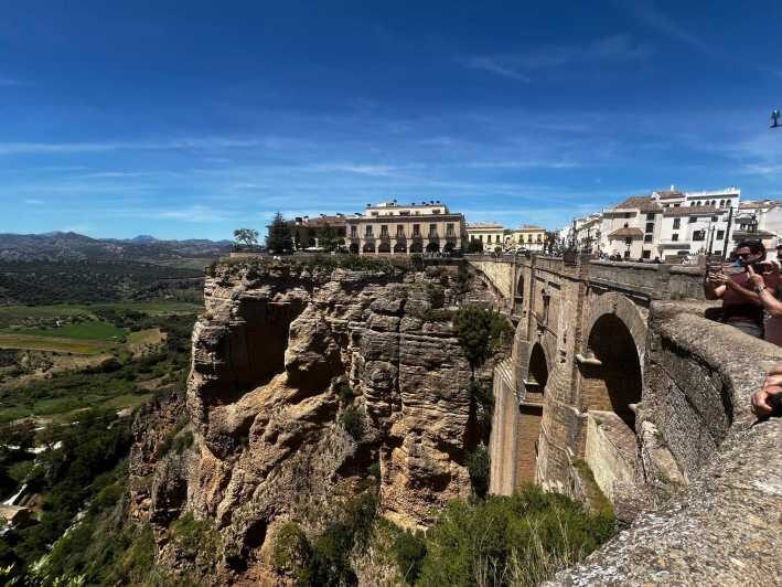 ab Mijas: Private VIP-Tour Ronda und Setenil de las Bodegas - Key Points